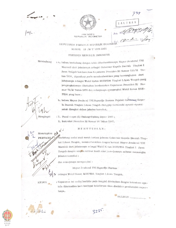 Keputusan Presiden No. 2/14 tahun 1975 tentang Pengangkatan Mayor ...